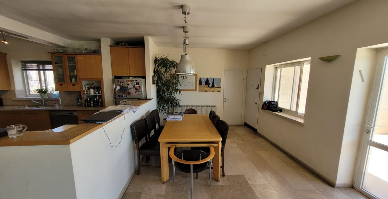 Penthouse with views - Old Katamon | Jerusalem Real Estate - T&T